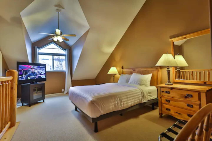 2 Bdr Townhouse | Mountain Views | Patio - Fernie