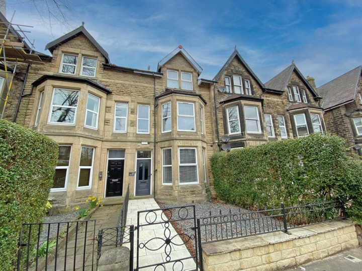 Eleven On Dragon | Wifi | Central Stay - Harrogate