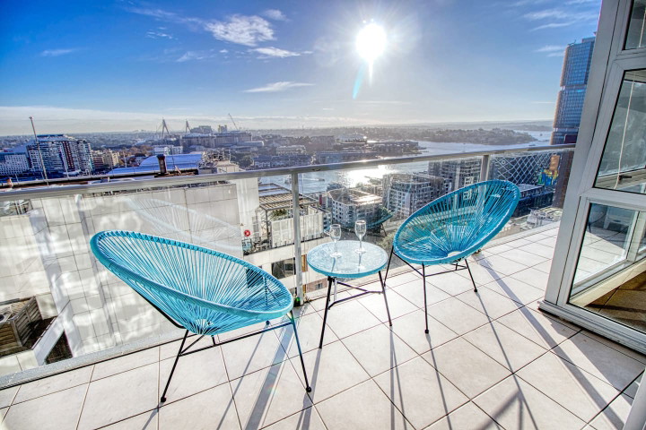 Harbour View/qvb/townhall: 2brs Apt, Heart Of City - Lane Cove