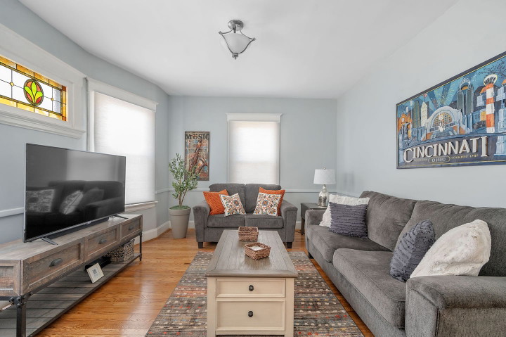 Cozy Historic
Retreat 5min Wlk
Xavier10min Dntwn - Cincinnati, OH