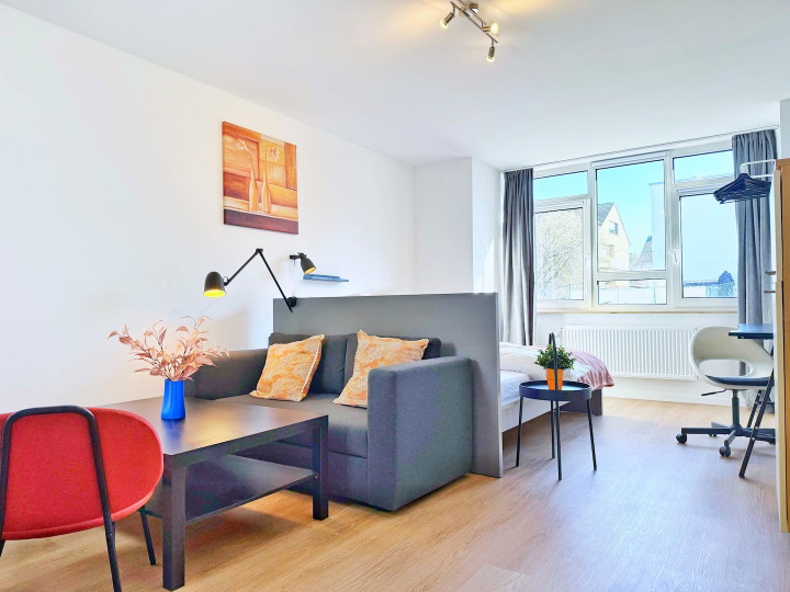 Langenfeld Zentrum Studio Waschmaschine | Trockner - Langenfeld
