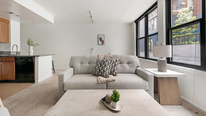 Landing | Spectacular 1bd, Courtyard, Gym - Washington, DC