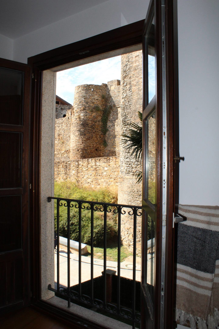 Alojamiento Rañadero · Vistas Al Castillo - Bembibre