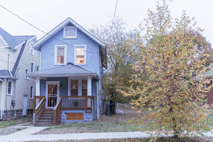 4br/2 Full Bath - Sleeps 10! Large Yard! 2 Cars! - Washington, DC