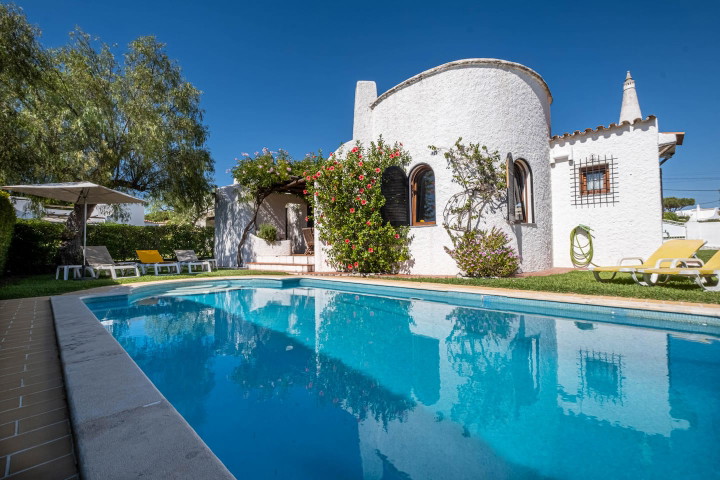 Vilamoura - Villa W/ Private Pool, Terrace + 7 Sle - Vilamoura
