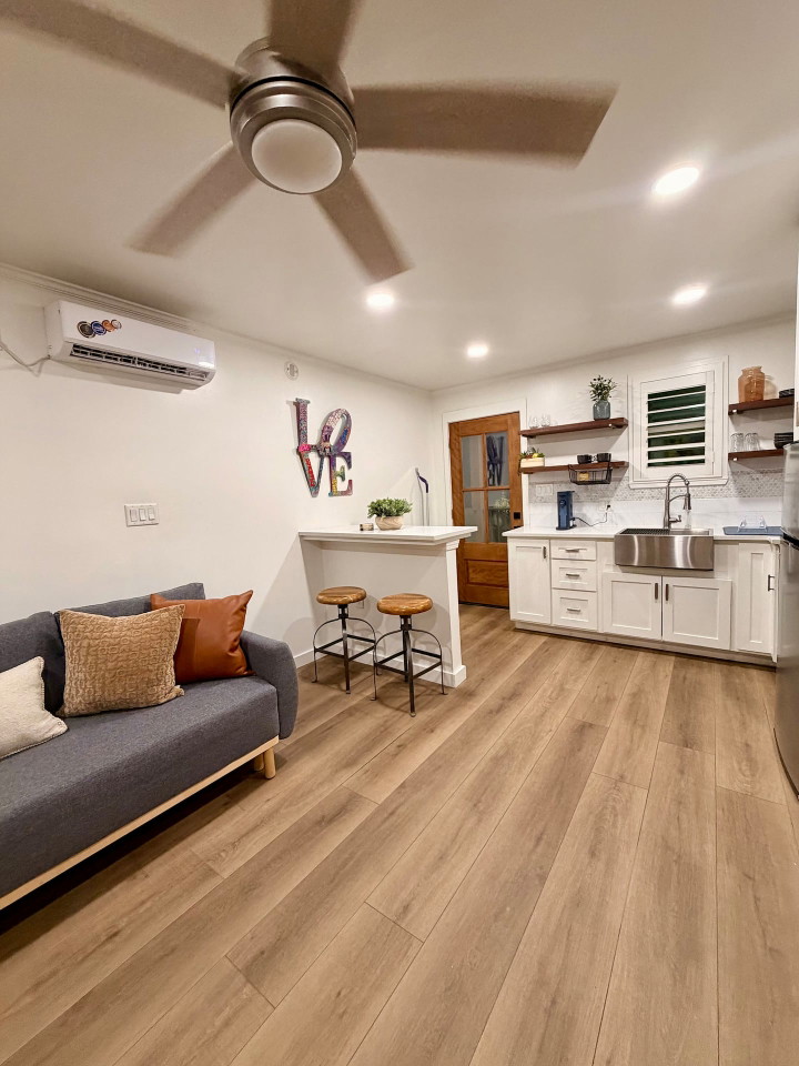 Private Studio + Full Kitchen | 7 Mi To Iah - Houston, TX