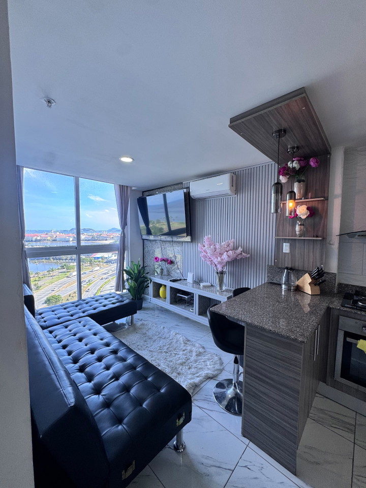 Ocean View + Pool + 2 Bedrooms, Prime Location In Poin - Panama City