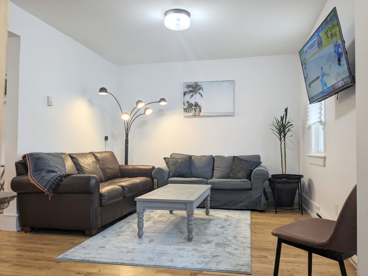 Downtown Cozy  4bed 2bath - Fredericton