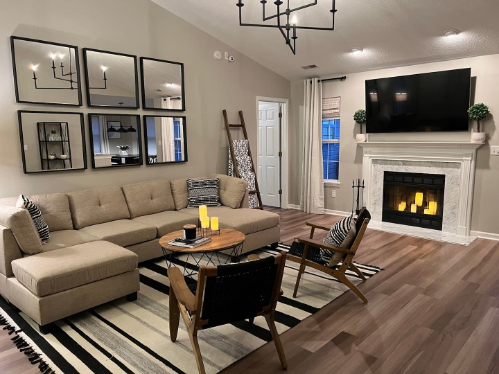 Luxurious Grand Park Home With Game Room And Xbox - Carmel, IN