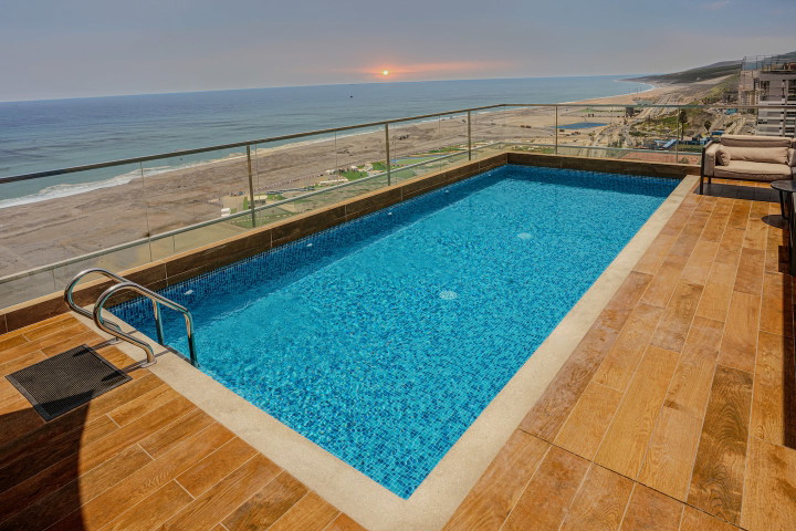 Ocean View | Pool | In Front Of Costa 21 - Peru