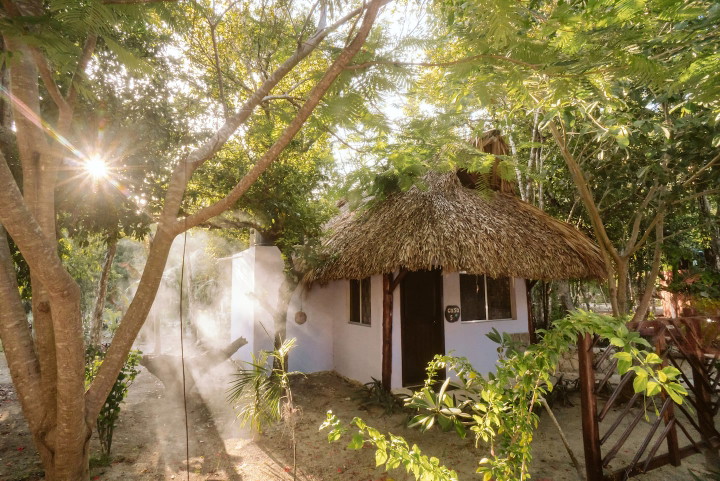 Cenote Kaax · Cabin 5 · Breakfast Included - Akumal
