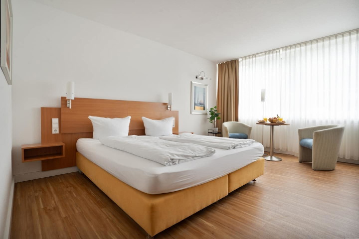 Cozy Room With Double Bed | Home2share - Münster