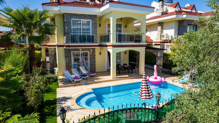 Villa Nesrin | Private Pool | 10 Min Walk Beach - Çalış Beach