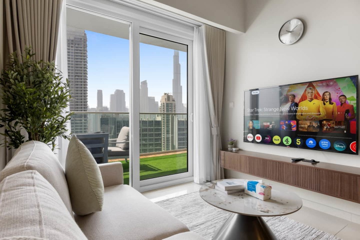 High Floor Burj Khalifa View - Amazing 2br - Dubai
