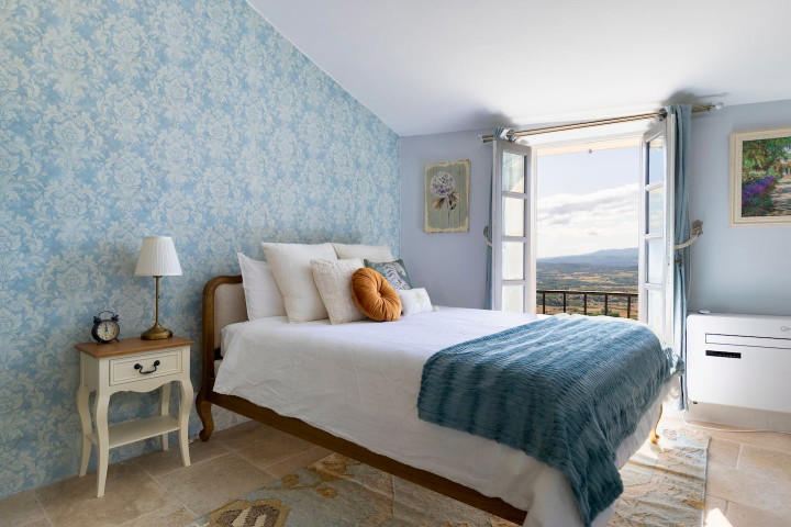 Panoramic Views & Provençal Charm In Gordes Center - Gordes
