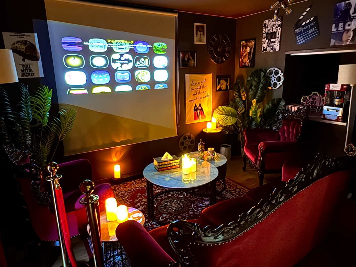 映画館気分を楽しむ貸切ステイ｜3寝室・テラス付き友人・家族で楽しむ貸切ステイ｜最大9名 - Saitama
