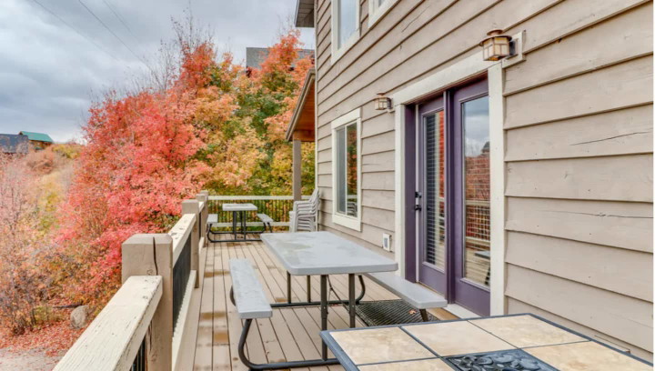 Stunning Lake Views | 5br Cabin | Sleeps 20 - Garden City, UT
