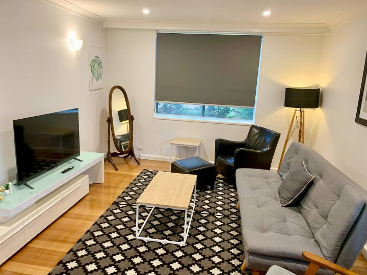 Central & Comfy 1br Gem - 밸러랫