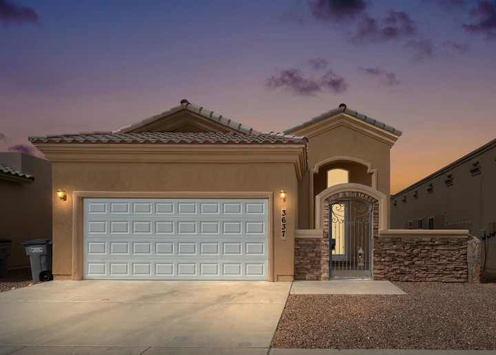 Cozy 3 Bedroom 2 Bath Home, In A Gated Community. - El Paso, TX