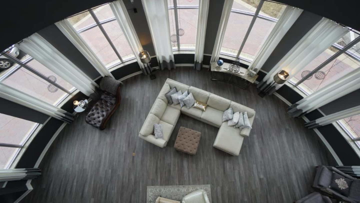 Boutique Hotel W/ Pergolas, Firepits & Library - Zion, IL