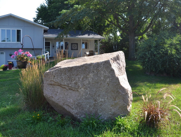 Prairie Rock Suite Sioux Center Ia No Cleaning Fee - United States