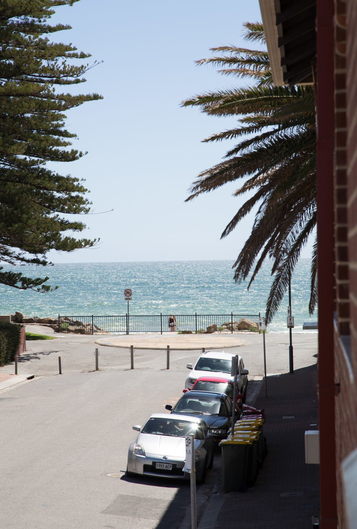 Glenelg Ocean-view Apartment · 30mtrs To Beach - Glenelg