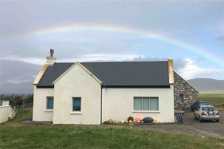 Designer Cottage By The Beach, Wild Atlantic Way - Achill Island