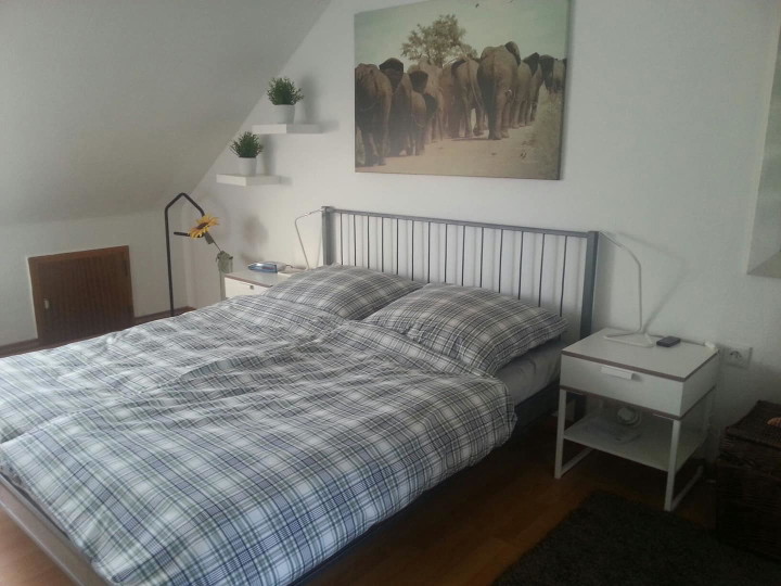 Schöne, Ruhige Dachgeschosswohnung - Koblenz