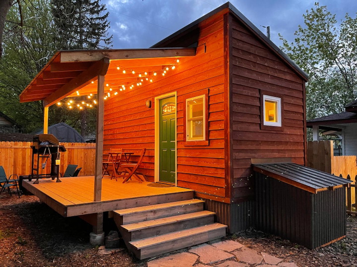 3rd Ave. Tiny House - Steps From Downtown - Lake Ponderay, Ponderay