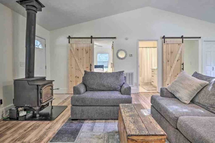 Blueberry & Pine, Cabin By Cumberland Mtn St Park - Crossville, TN