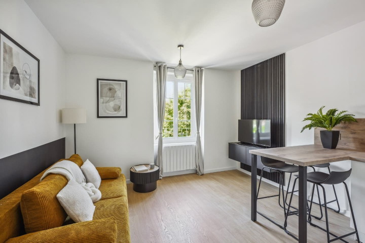 Le Chapelle - Cosy 2-room Apartment For 4 - Lyon 8 - 리옹