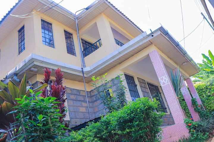 Countryside Villa - 4br With Full Wi-fi & Netflix - Kenya