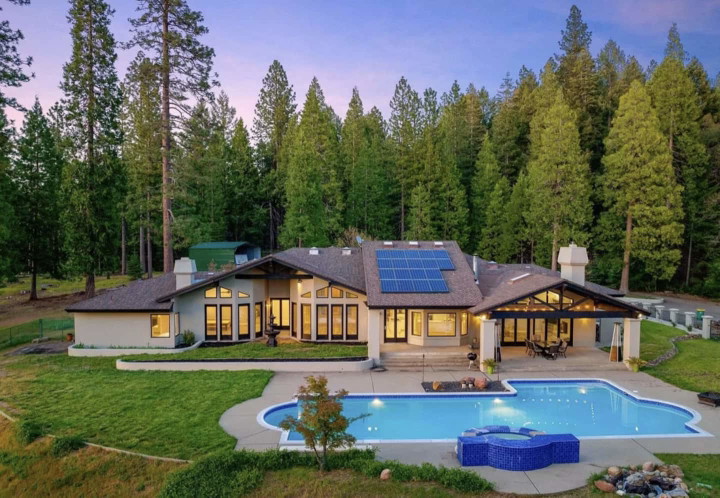 Apple Hill Family Getaway, Fall Vibes - Pollock Pines, CA
