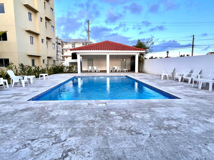 3 Bedroom Gated Apartment W/pool Near Caleta Beach - La Romana