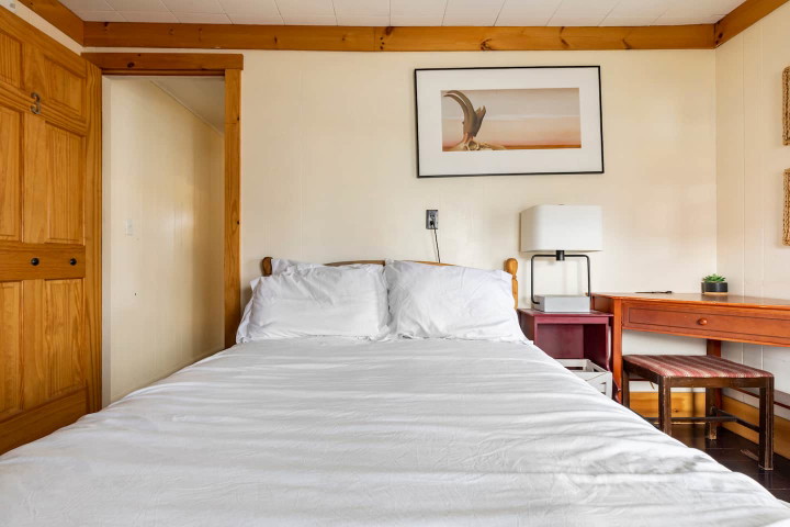 Comfy Burlington Cottage Suite Near Uvm + Parking - Burlington