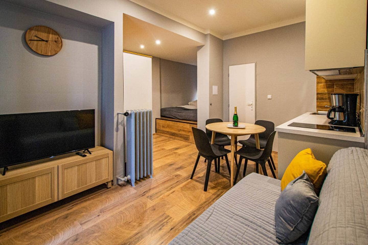 Cozy City Centre Studio Balcony - Praga