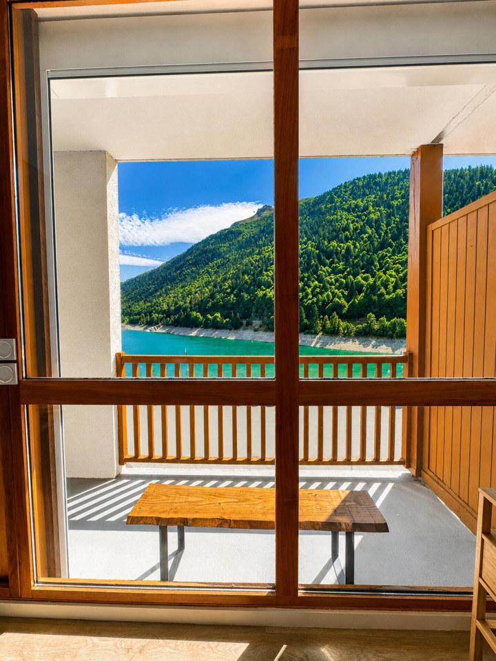 Joli Studio Face Au Lac D'artouste. Parking Privé. - Formigal