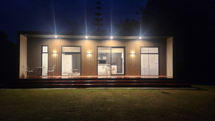 Brand New Build With Tower View - New Zealand
