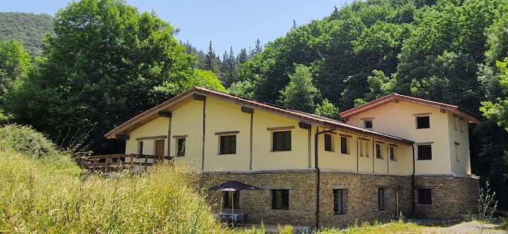 Jentilbaratze. Casa Rural Y Espacio Multifuncional - Amurrio