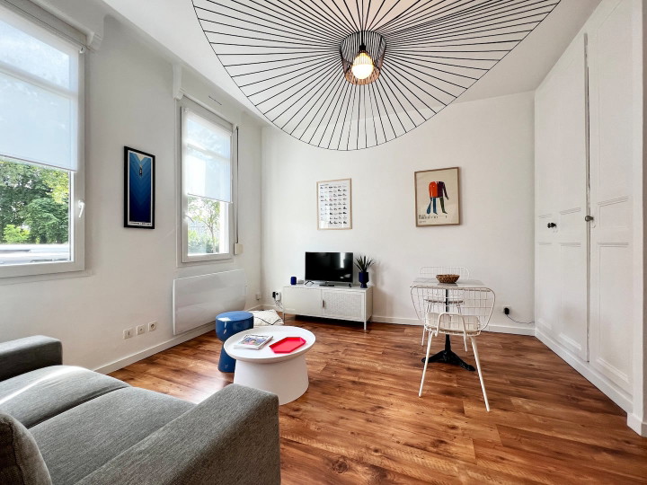 Suites 83 Bright Renovated Apartment, Center & Train Station - Amiens