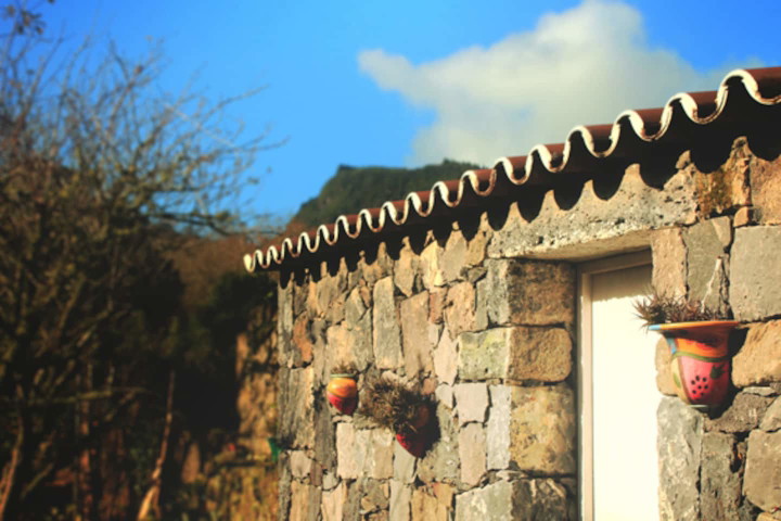Casa Das 2 Marias Is A Traditional Azorean House Located In The Center Of Furnas - Portugal