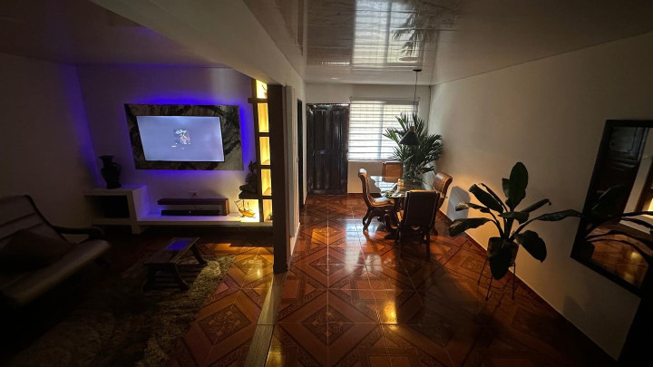 Casa Con Aire, Garaje Y Cerca Del Parque De La Uva - La Victoria, Colombia