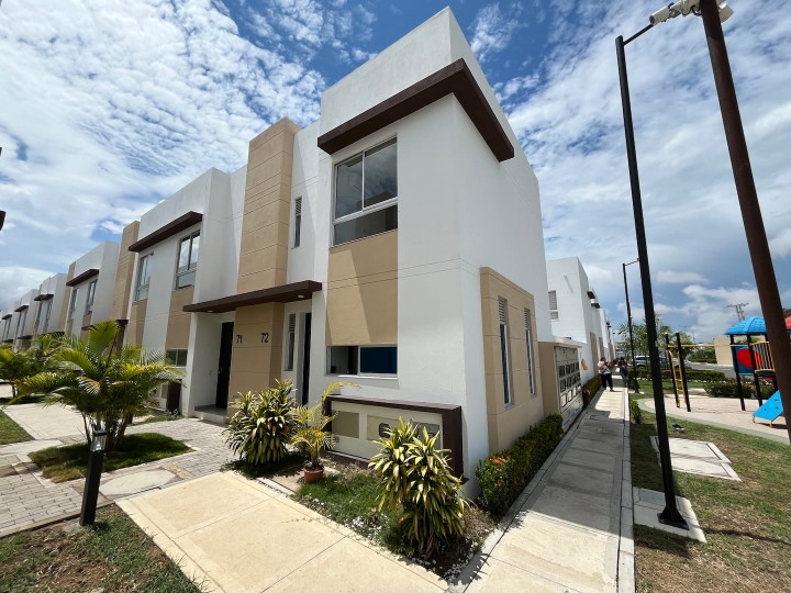 Maison De Luxe à Ricaurte Cundinamarca - Girardot