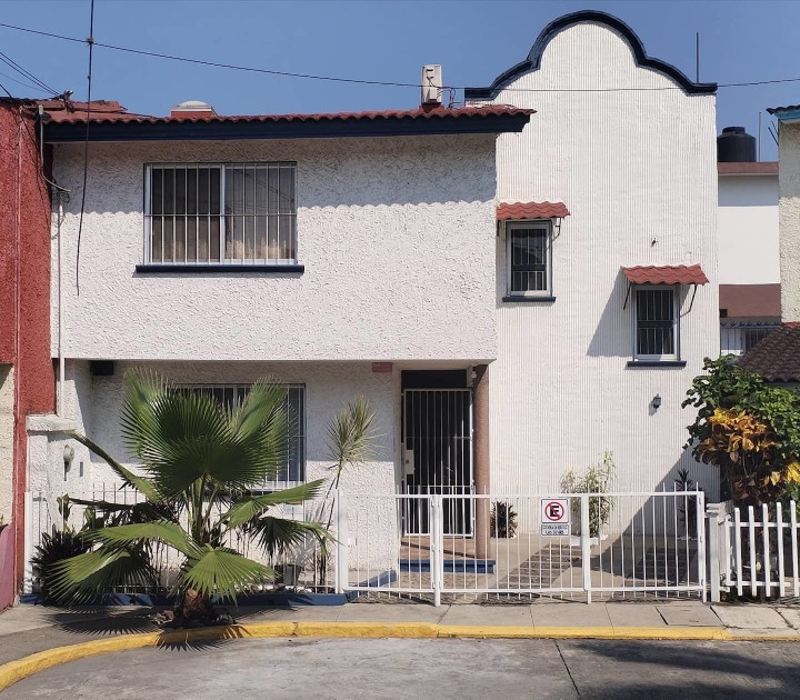Casa Velázquez. - Córdoba, Mexico