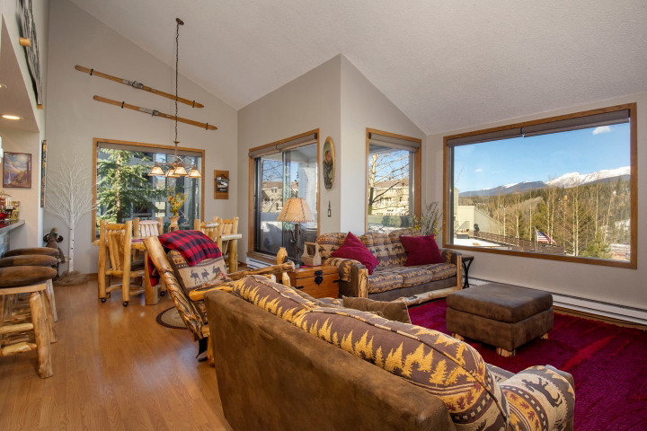 Snowblaze Condos Building C Unit 24 Moose Haven! Walk To Main Street - Winter Park, CO