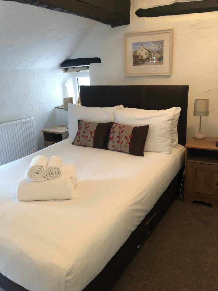 Room 3 @ Ramblers Rest - Edale
