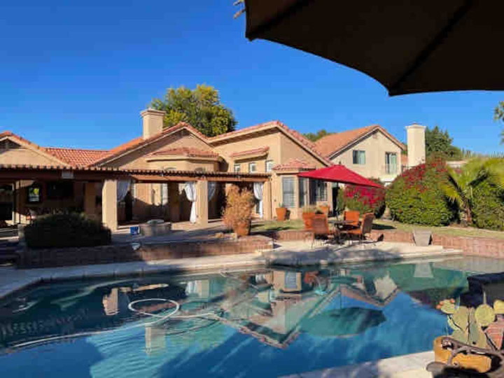 Waterfront, Luxury Villa With Private Pool- - Gilbert, AZ
