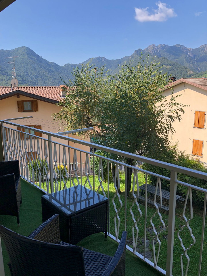 Panorama Montano Val Seriana/balcone E Parcheggio - Piazzatorre