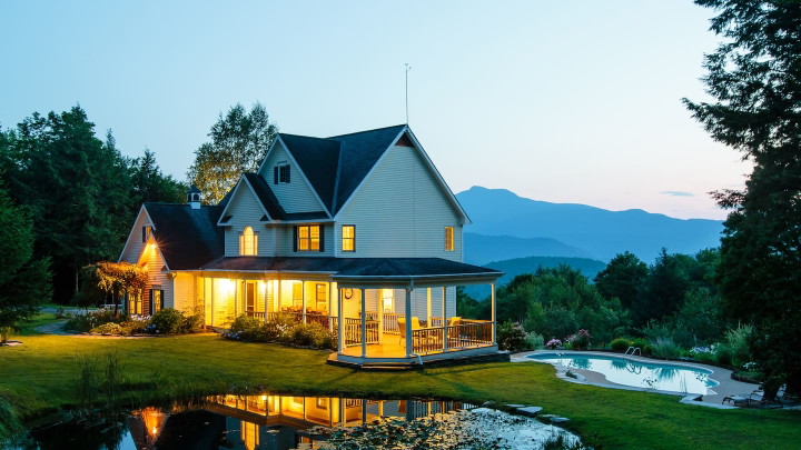 Private Mountain Villa  Panoramic Views  Hot Tub - Waterbury Village Historic District