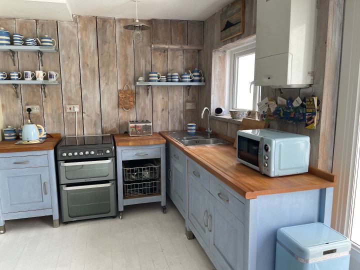 3 Bed Terraced House With Off-road Parking - Mousehole